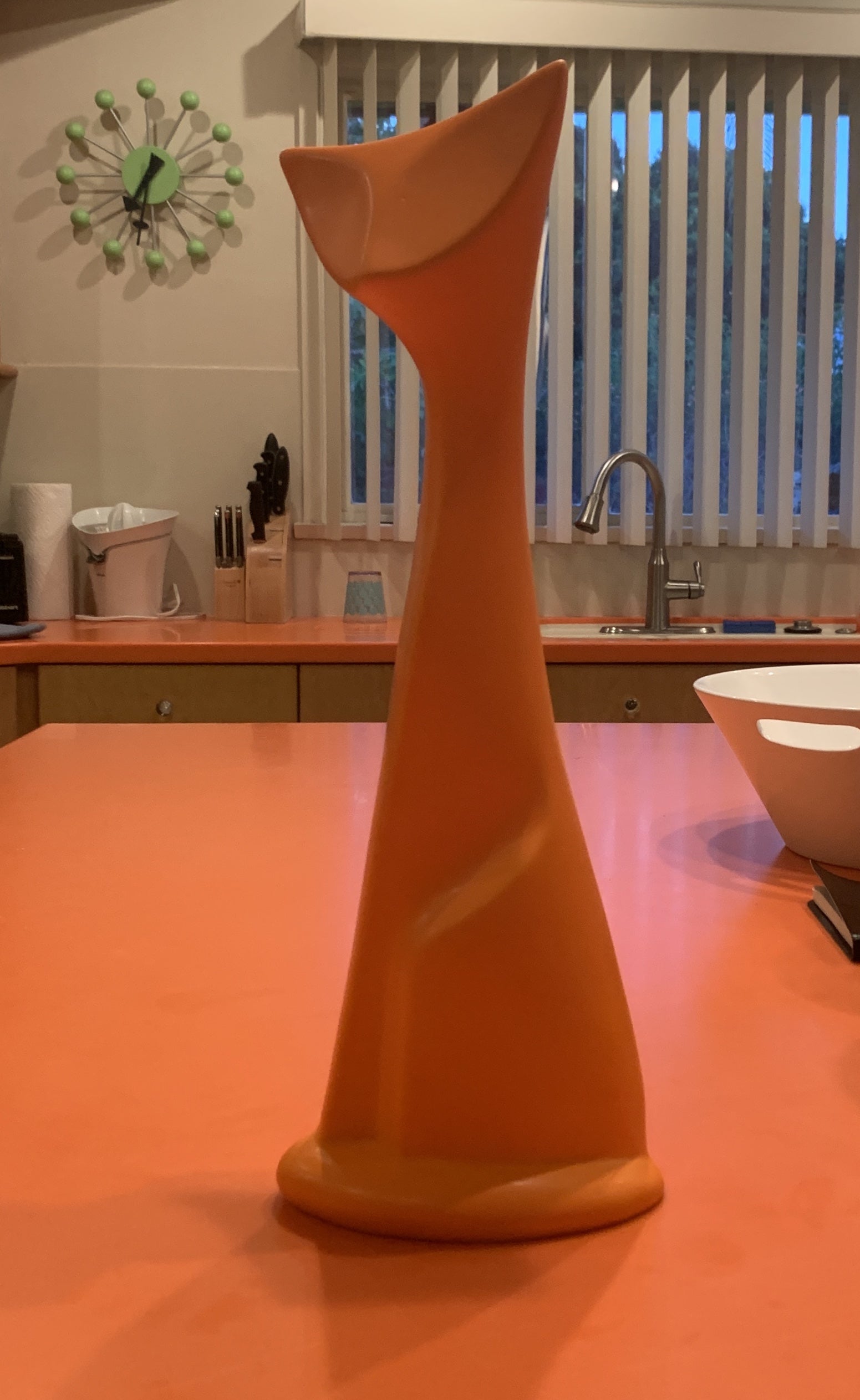 Brayton Laguna Cat – Bauer Pottery
