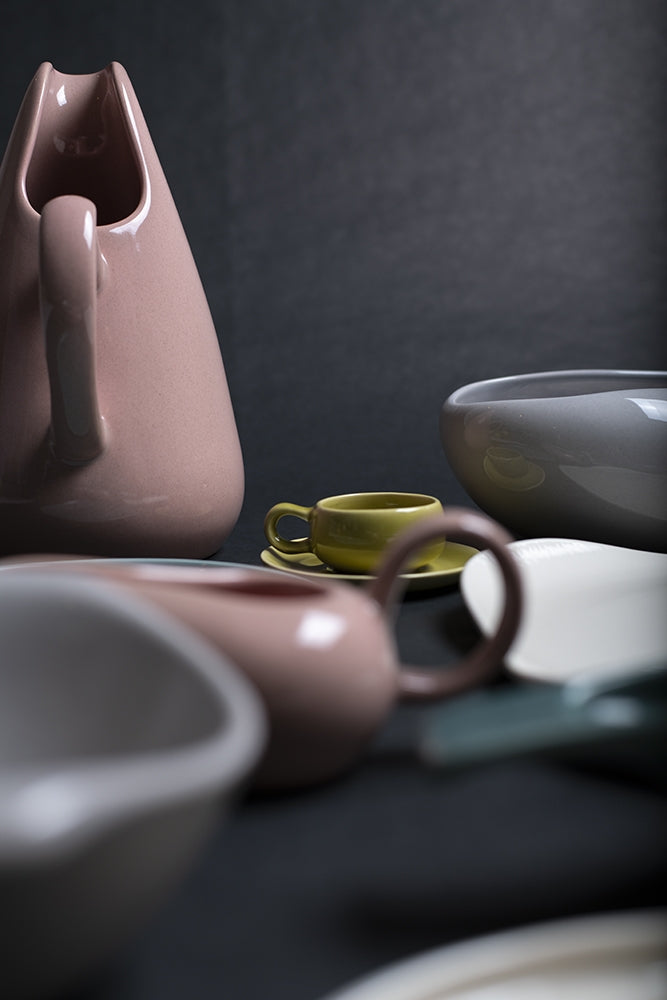 American Modern Pitcher – Bauer Pottery